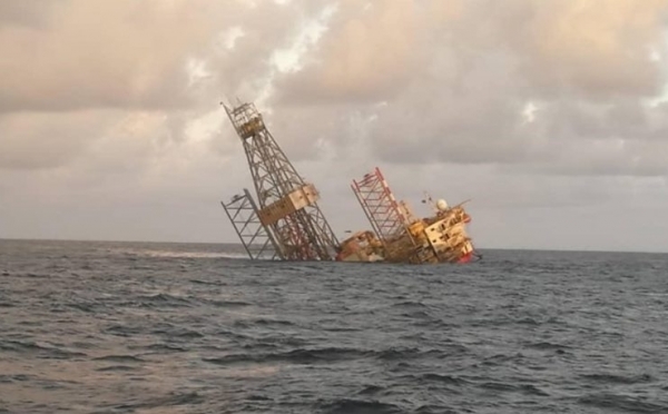 Giàn khoan Velesto Naga 7 chìm ngoài khơi Sarawak, Malaysia